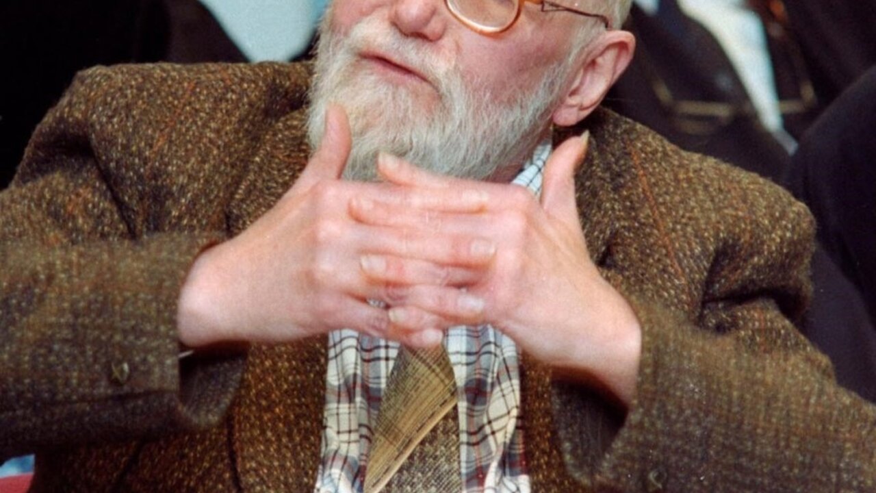 Passing away Emeritus Professor Ken Post | Erasmus University Rotterdam