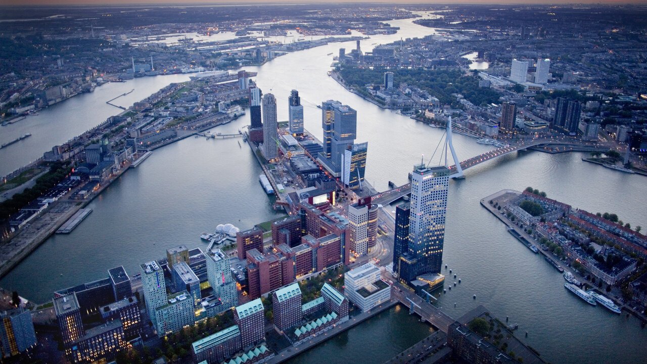 Creating positive social impact | Erasmus University Rotterdam