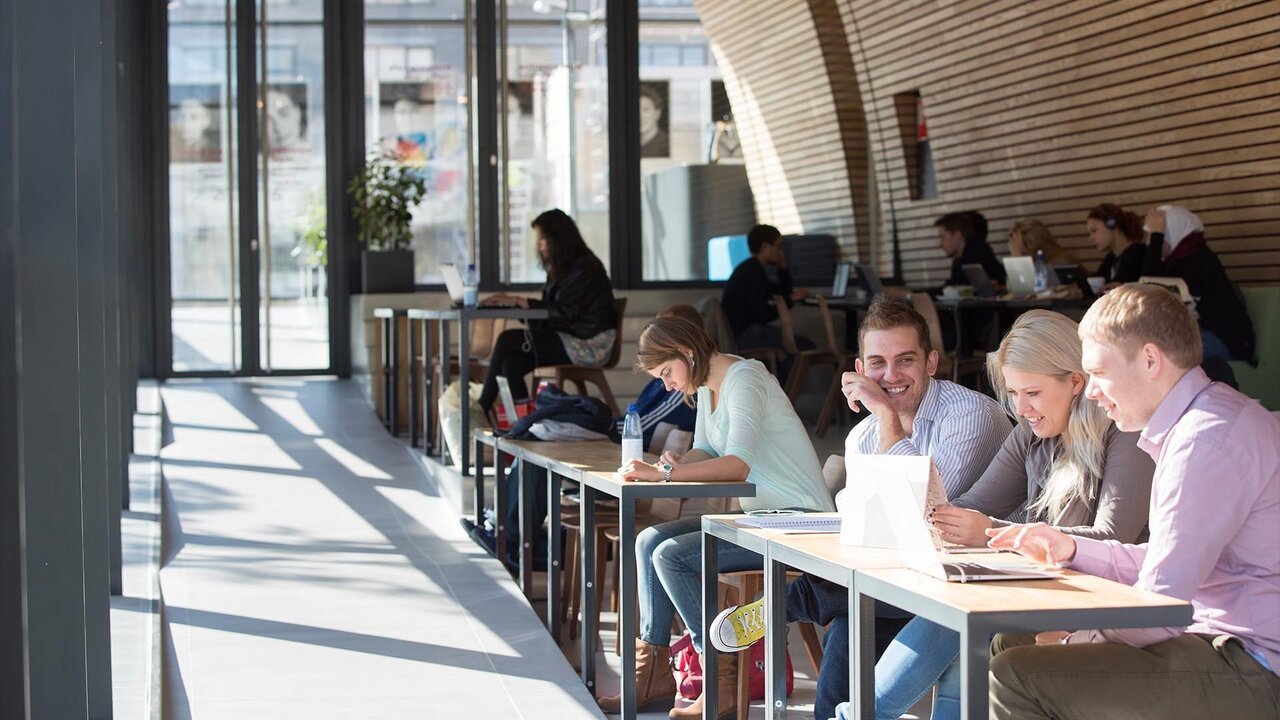 Dutch courses | Erasmus University Rotterdam