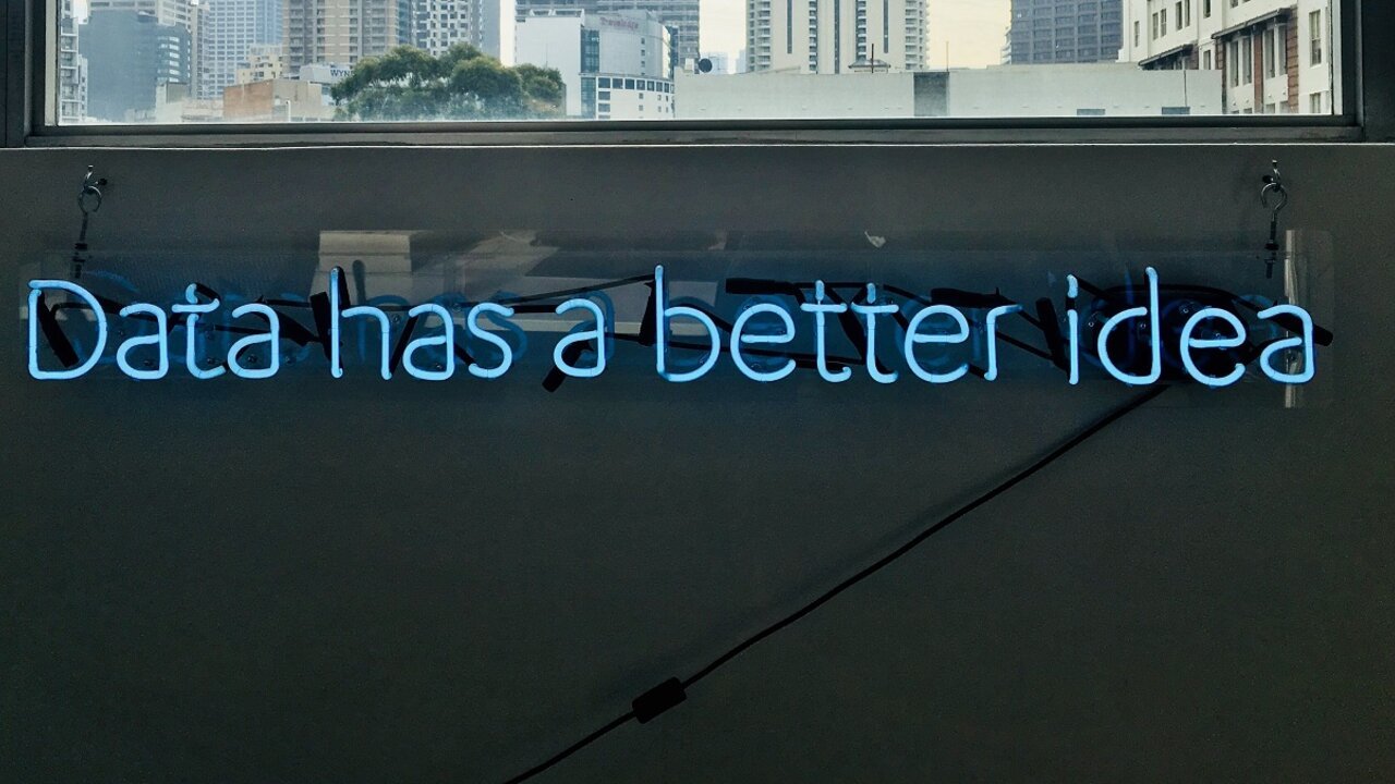 Data-inspired creativity | Erasmus School of History, Culture and Communication | Erasmus ...