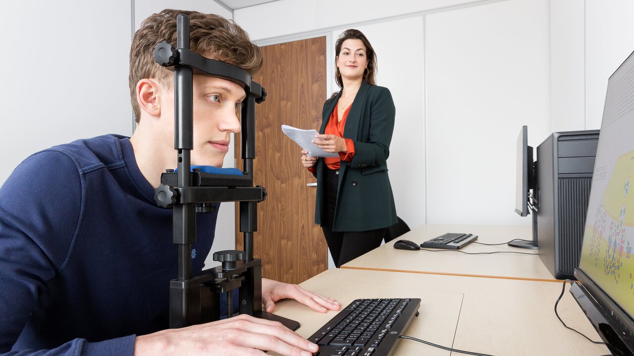 Eye tracking Labs Erasmus School Of Social And Behavioural Sciences Eye tracking Labs Erasmus School Of Social And Behavioural Sciences