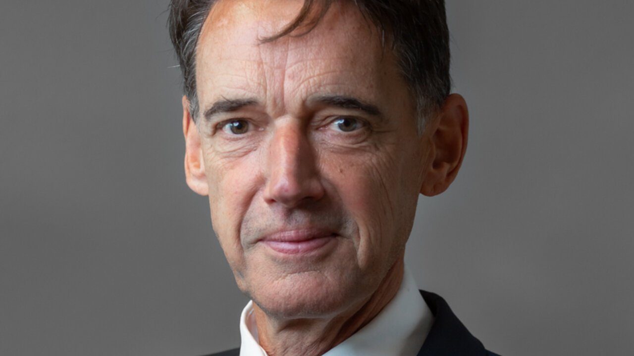 Kees van Rooijen appointed Statutory Director of EUR Holding | Erasmus ...