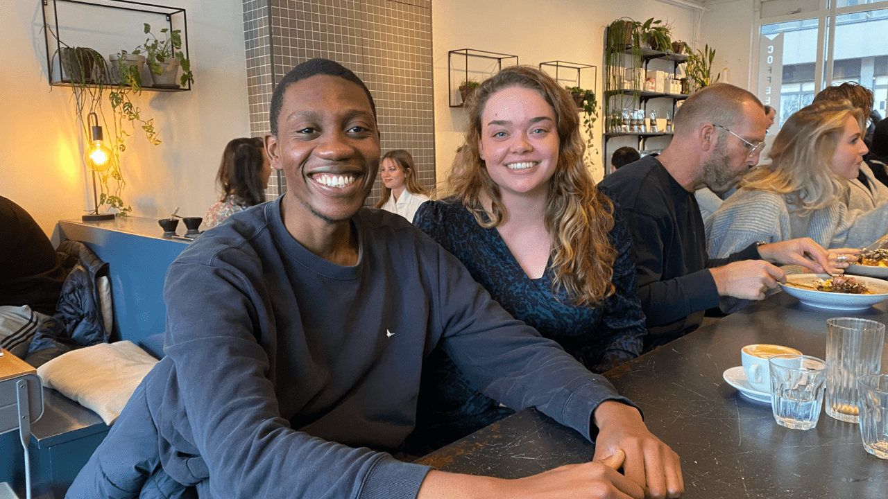 Making a difference through mentoring | Erasmus School of Economics ...