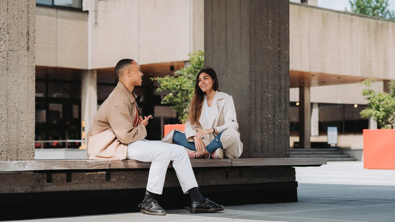 Alumni-student mentoring programme | Erasmus School of History, Culture ...