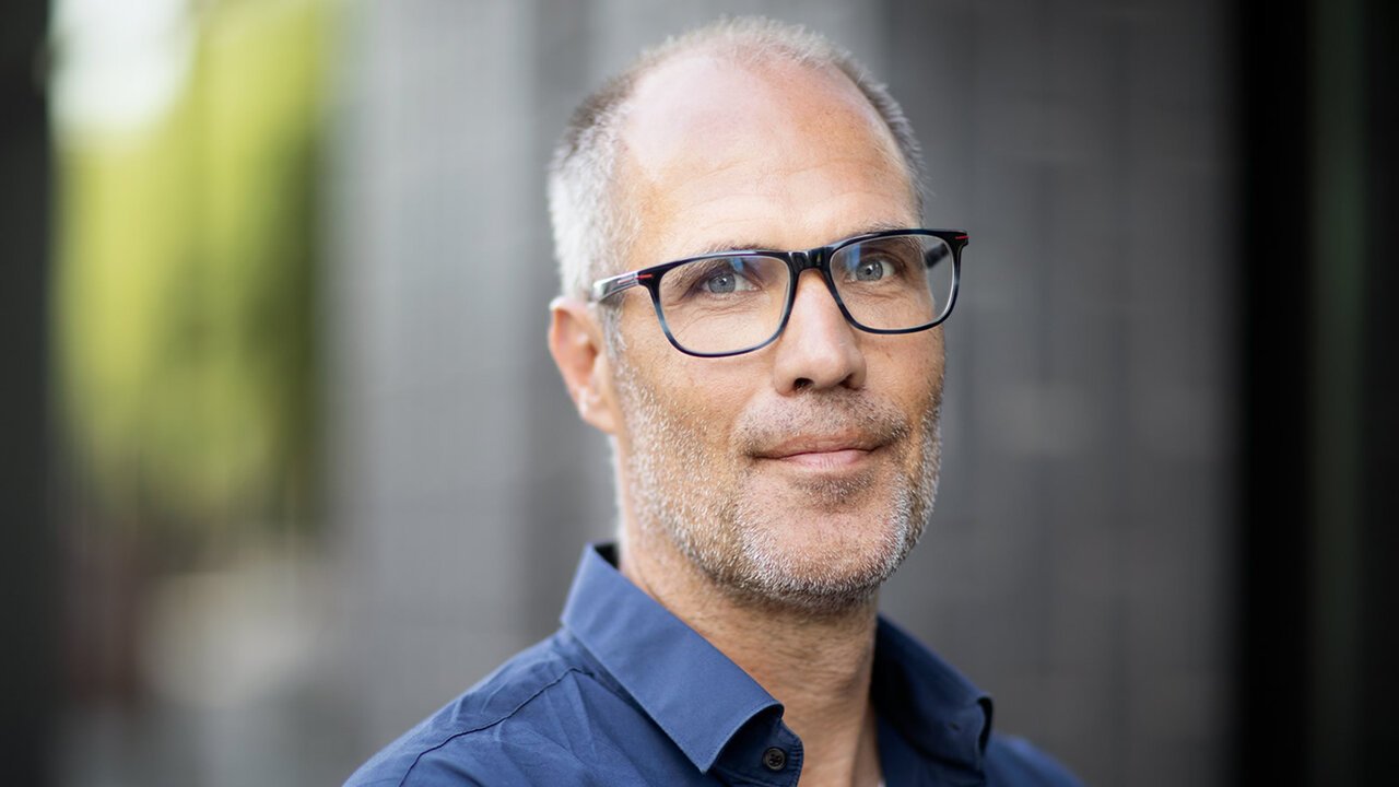 Bas van der Klaauw volgt Eric Bartelsman op als algemeen directeur van het Amsterdam-Rotterdam ...