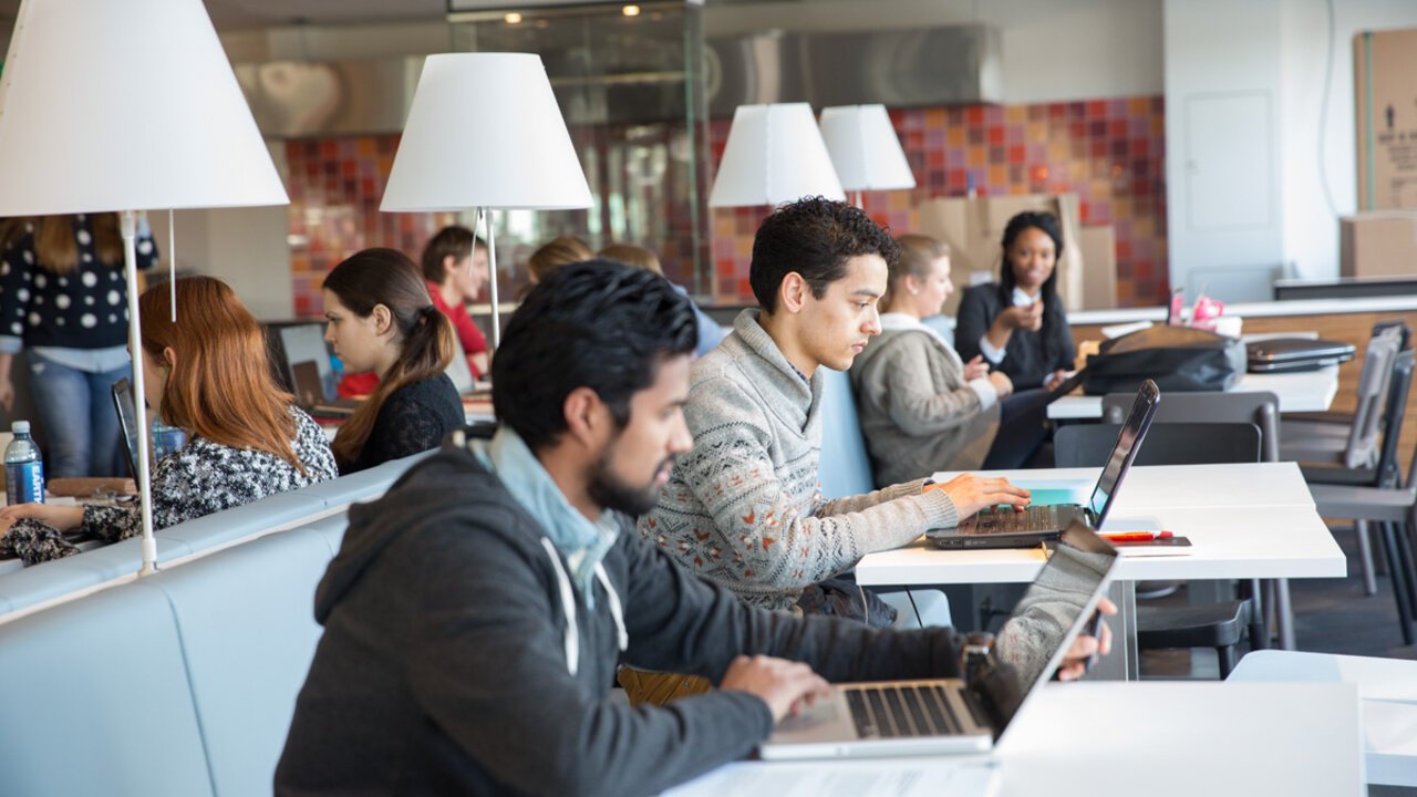 Leer Programmeren met Python | Erasmus Quantitative Intelligence ...