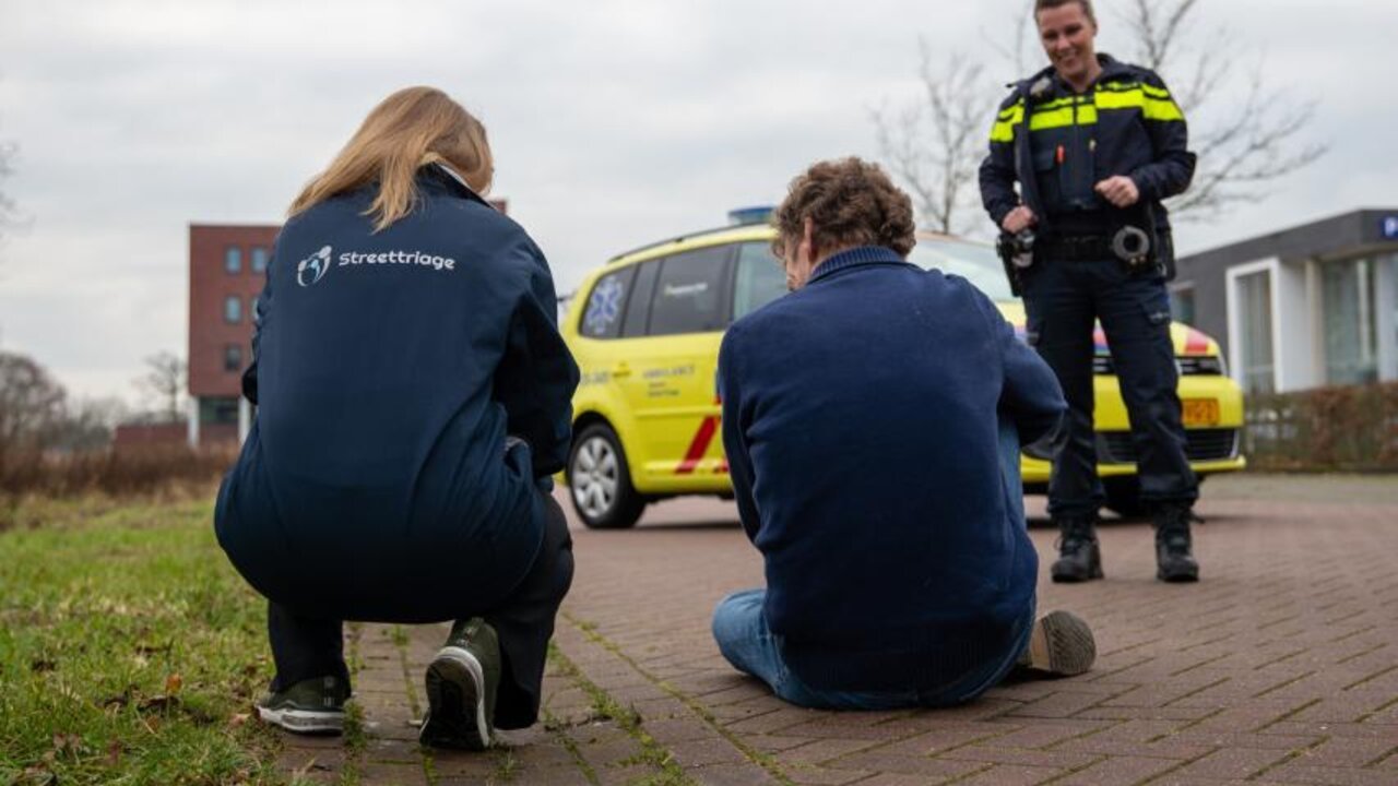 Ondersteuning voor mensen met onbegrepen gedrag | Erasmus School of Health Policy & Management ...