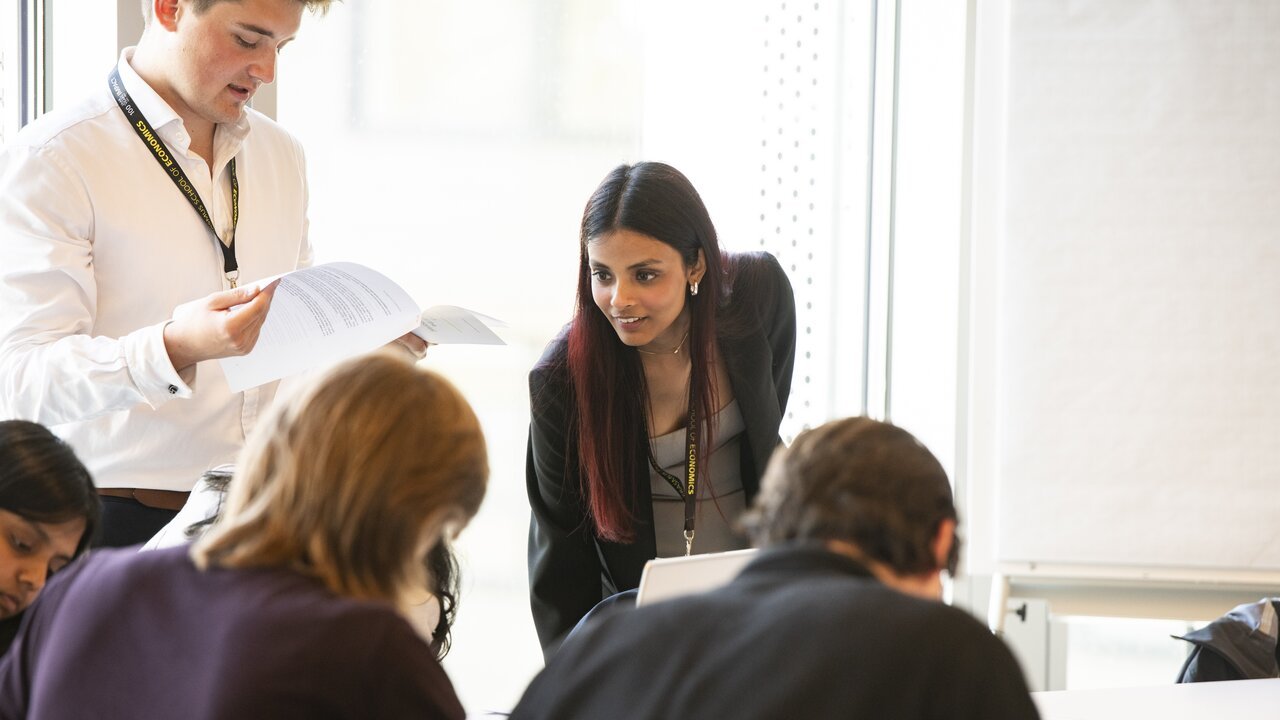 Embrace international classrooms as a bridge to better job opportunities | Erasmus University ...