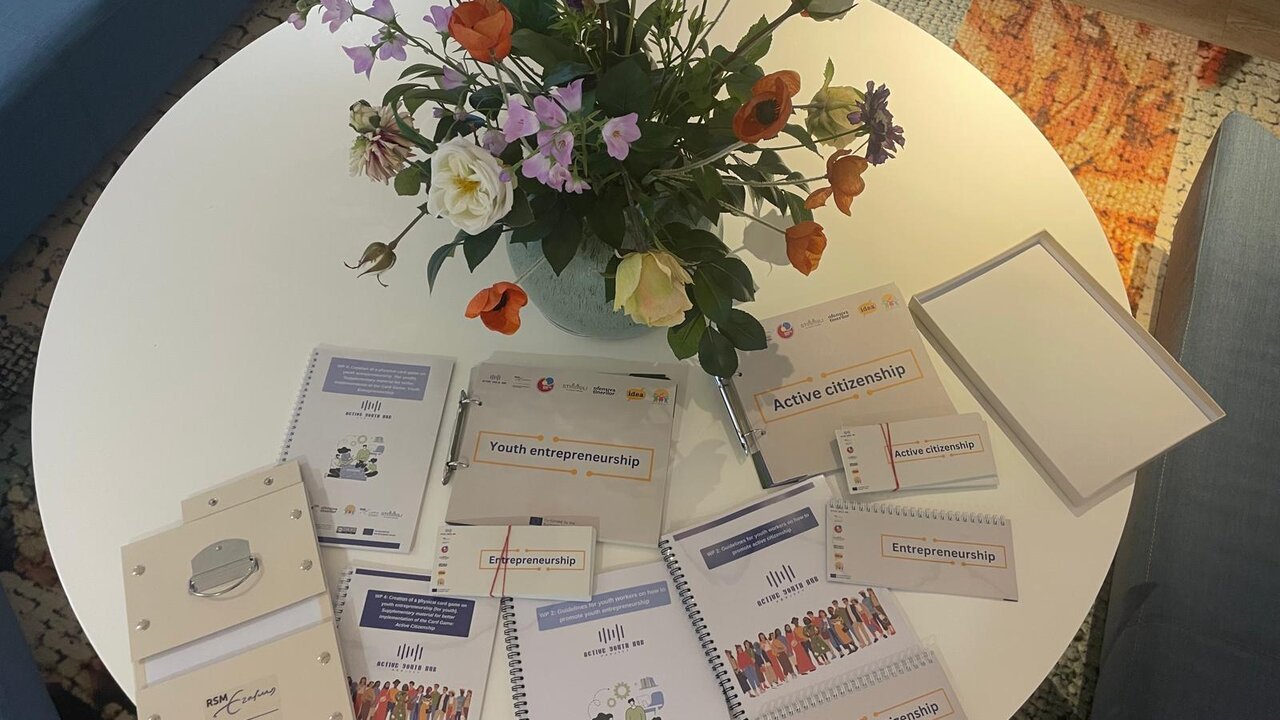 Mission Cards | Educational Innovation | Erasmus University Rotterdam