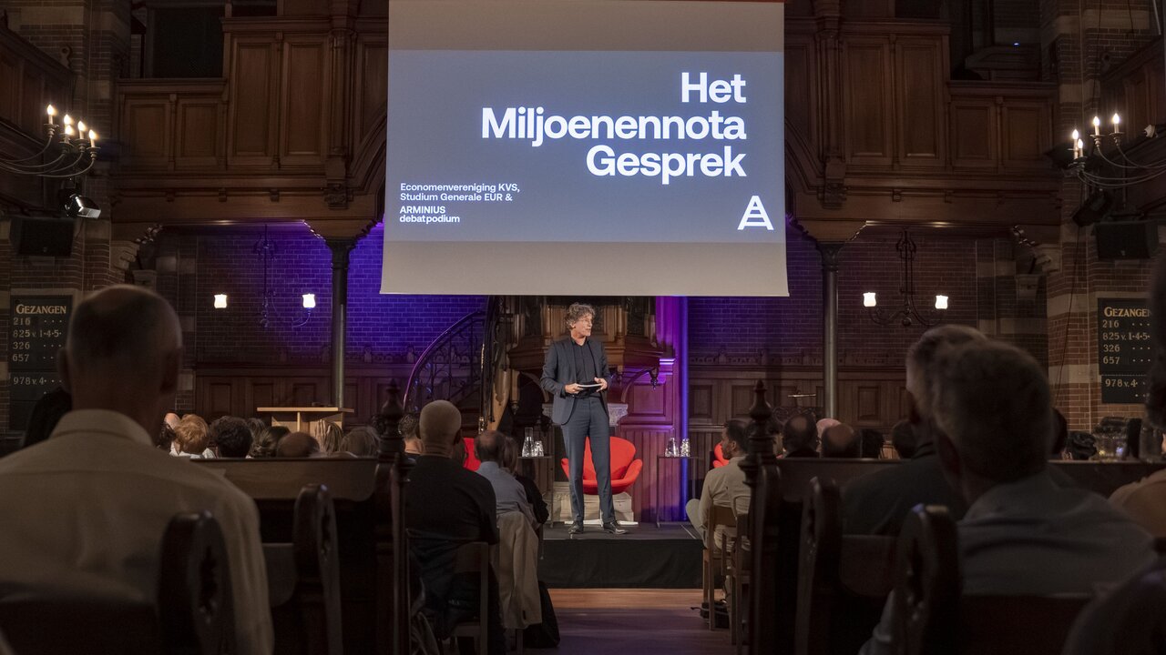 Het Miljoenennota Gesprek onder leiding van Robert Dur | Erasmus ...