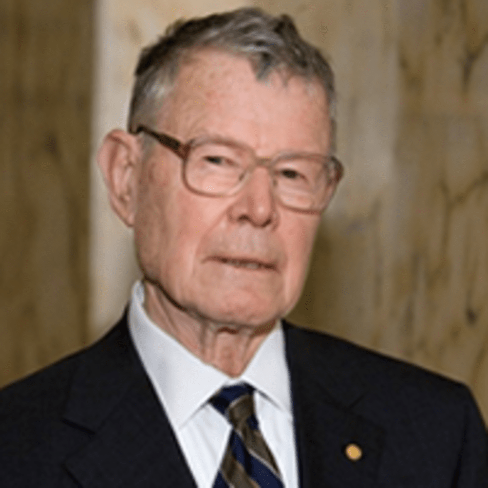 In Memory of Honorary Doctor Thomas C. Schelling | Erasmus University ...