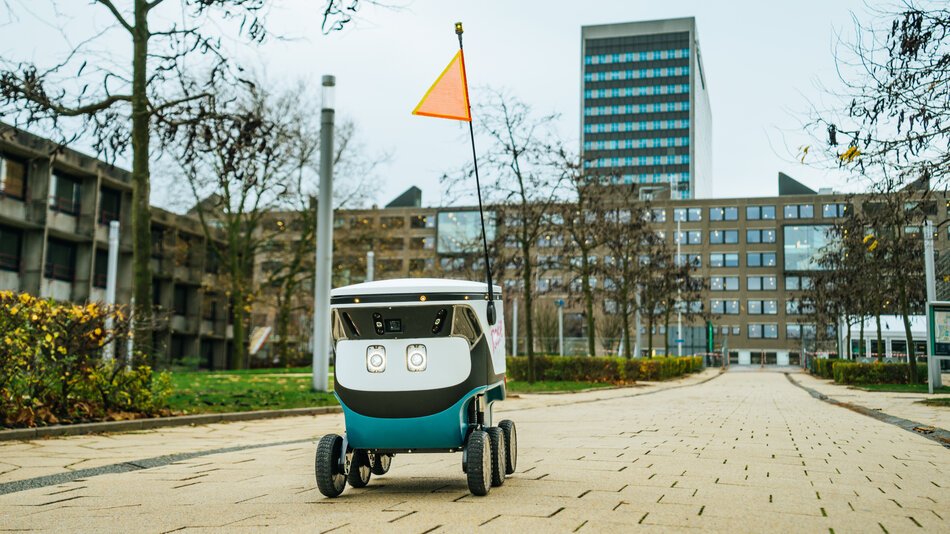 prof.dr. (Liesbet) EA van Zoonen | Erasmus University Rotterdam